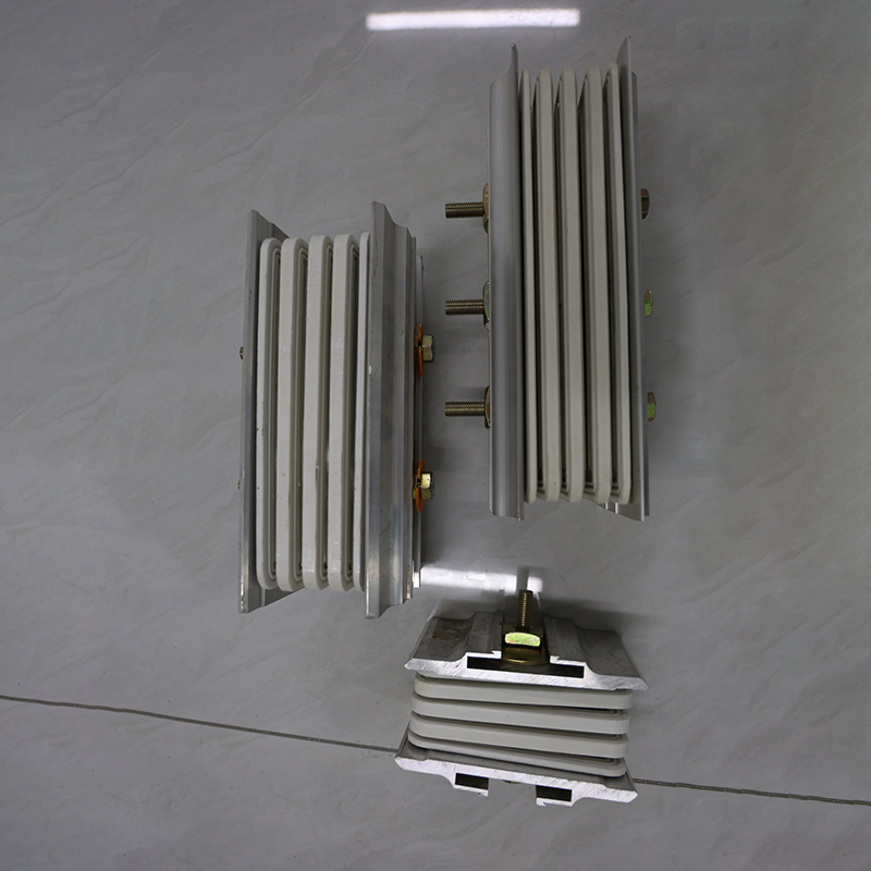 Structure Electrical Bus Duct System Low Voltage Durable Aluminium Material